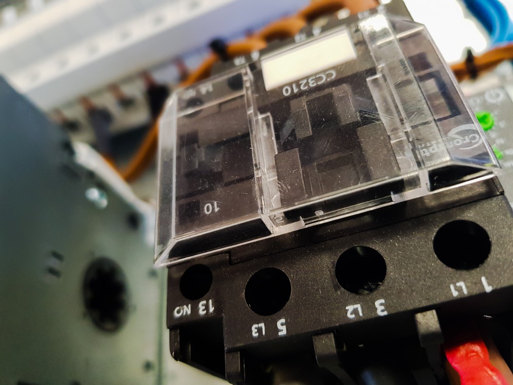 Electrical Panel Boards - Pre-wired panels - Mallatite